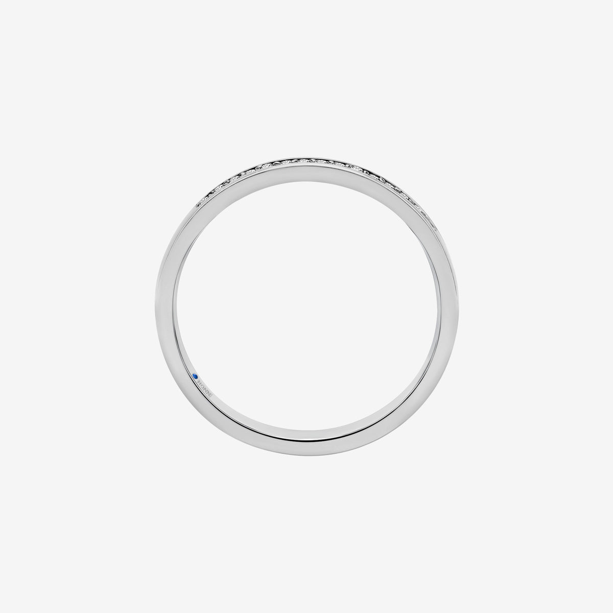 UTOPIA 18k gold wedding ring with channel-set diamonds | HONN